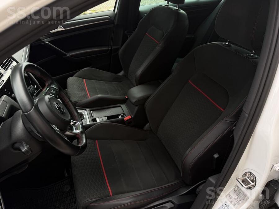 Balts Volkswagen Golf 2019 Rīga, ar dzinēja tilpumu 2.00 L un nobraukumu 99 tūkst. km par 22000 €, foto 11 vietnē AUTOMOTO.COM.LV