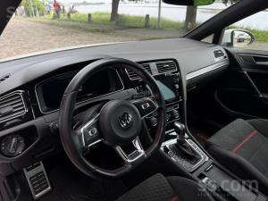 Balts Volkswagen Golf 2019 Rīga, ar dzinēja tilpumu 2.00 L un nobraukumu 99 tūkst. km par 22000 €, foto 12 vietnē AUTOMOTO.COM.LV