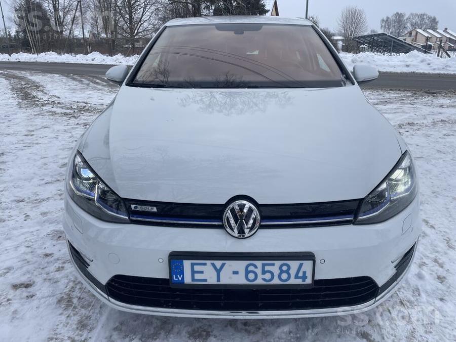 Balts Volkswagen Golf 2019 Rīga, ar dzinēja tilpumu 1.60 L un nobraukumu 136 tūkst. km par 12990 €, foto 9 vietnē AUTOMOTO.COM.LV