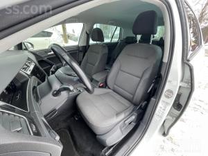Balts Volkswagen Golf 2019 Rīga, ar dzinēja tilpumu 1.60 L un nobraukumu 136 tūkst. km par 12990 €, foto 14 vietnē AUTOMOTO.COM.LV