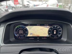 Balts Volkswagen Golf 2019 Rīga, ar dzinēja tilpumu 1.60 L un nobraukumu 136 tūkst. km par 12990 €, foto 25 vietnē AUTOMOTO.COM.LV