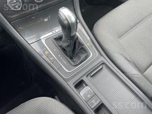 Balts Volkswagen Golf 2019 Rīga, ar dzinēja tilpumu 1.60 L un nobraukumu 136 tūkst. km par 12990 €, foto 26 vietnē AUTOMOTO.COM.LV