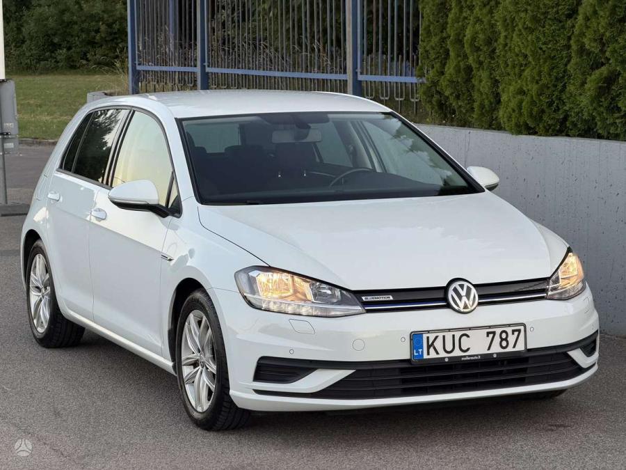 Balts Volkswagen Golf 2019 Viļņa, ar dzinēja tilpumu 1.50 L un nobraukumu 50 tūkst. km par 16000 €, foto 10 vietnē AUTOMOTO.COM.LV