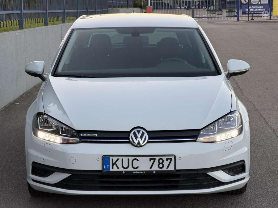 Balts Volkswagen Golf 2019 Viļņa, ar dzinēja tilpumu 1.50 L un nobraukumu 50 tūkst. km par 16000 €, foto 11 vietnē AUTOMOTO.COM.LV