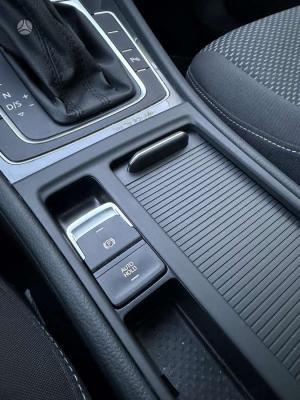 Balts Volkswagen Golf 2019 Viļņa, ar dzinēja tilpumu 1.50 L un nobraukumu 50 tūkst. km par 16000 €, foto 20 vietnē AUTOMOTO.COM.LV