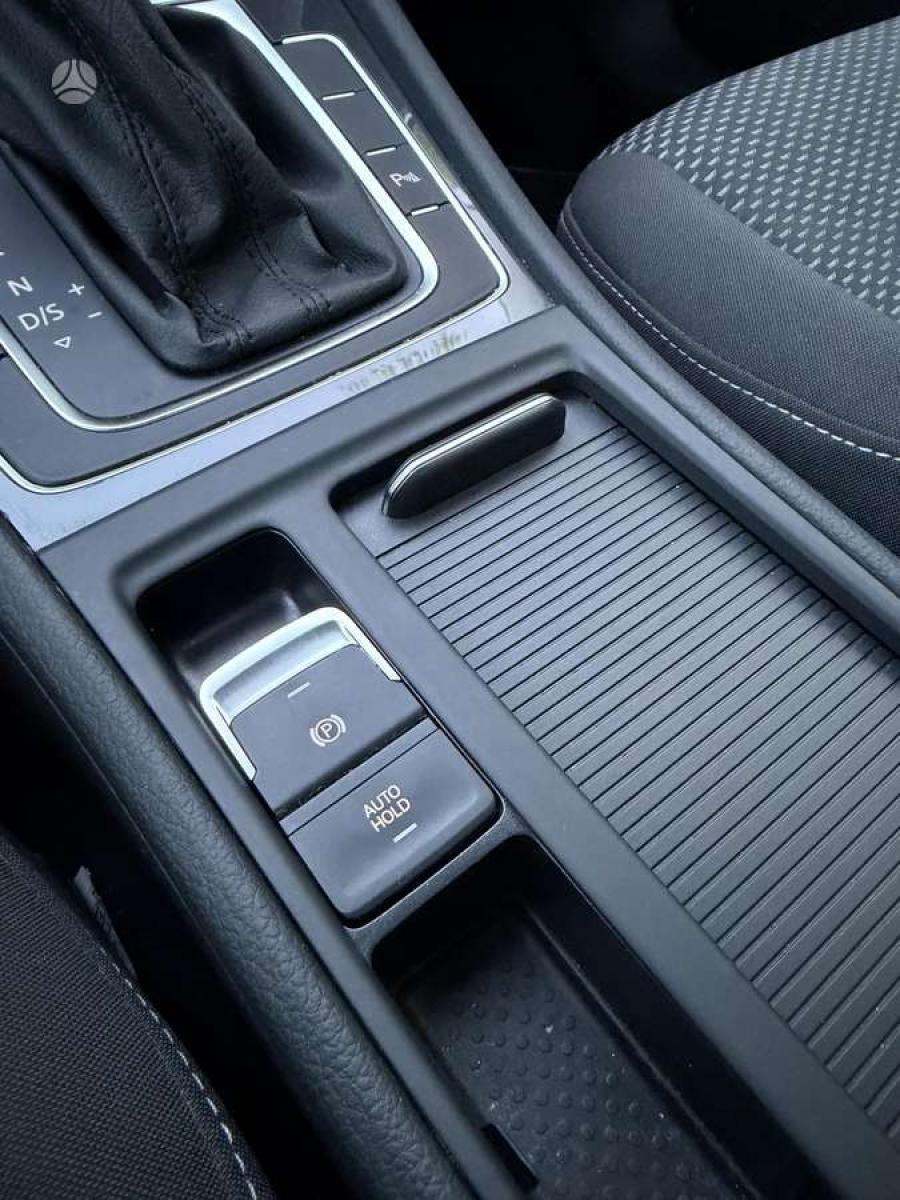 Balts Volkswagen Golf 2019 Viļņa, ar dzinēja tilpumu 1.50 L un nobraukumu 50 tūkst. km par 16000 €, foto 20 vietnē AUTOMOTO.COM.LV
