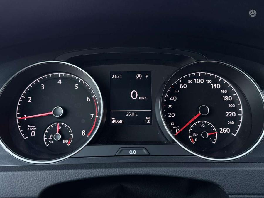 Balts Volkswagen Golf 2019 Viļņa, ar dzinēja tilpumu 1.50 L un nobraukumu 50 tūkst. km par 16000 €, foto 26 vietnē AUTOMOTO.COM.LV