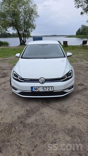 White Volkswagen Golf 2019 in Riga, with an engine capacity of 1.50 L and mileage of 78 thousand km for 14500 €, photo 3 on AUTOMOTO.COM.LV