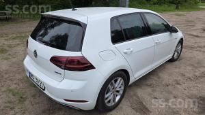 White Volkswagen Golf 2019 in Riga, with an engine capacity of 1.50 L and mileage of 78 thousand km for 14500 €, photo 6 on AUTOMOTO.COM.LV