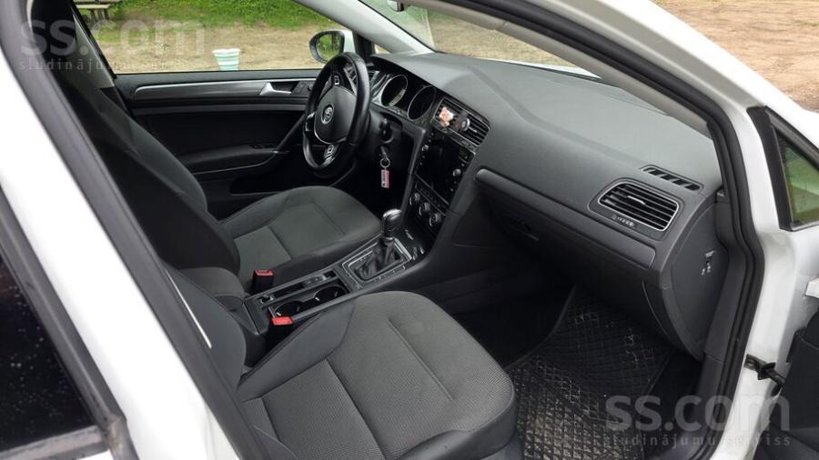 White Volkswagen Golf 2019 in Riga, with an engine capacity of 1.50 L and mileage of 78 thousand km for 14500 €, photo 8 on AUTOMOTO.COM.LV