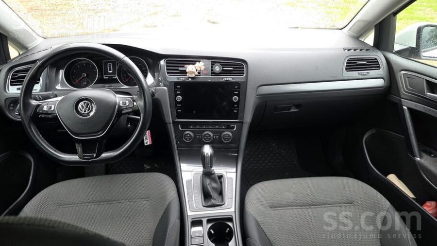 White Volkswagen Golf 2019 in Riga, with an engine capacity of 1.50 L and mileage of 78 thousand km for 14500 €, photo 9 on AUTOMOTO.COM.LV