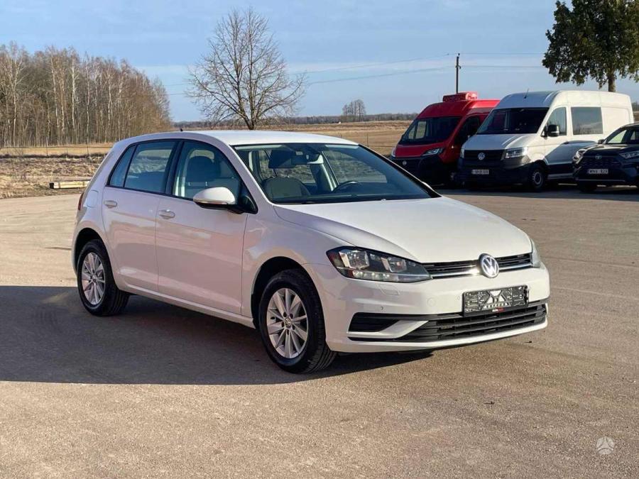 Balts Volkswagen Golf 2019 Ukmergė, ar dzinēja tilpumu 1.00 L un nobraukumu 257 tūkst. km par 6900 €, foto 3 vietnē AUTOMOTO.COM.LV
