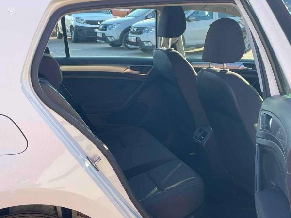 Balts Volkswagen Golf 2019 Ukmergė, ar dzinēja tilpumu 1.00 L un nobraukumu 257 tūkst. km par 6900 €, foto 6 vietnē AUTOMOTO.COM.LV