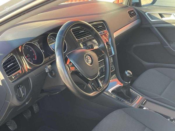 Balts Volkswagen Golf 2019 Ukmergė, ar dzinēja tilpumu 1.00 L un nobraukumu 257 tūkst. km par 6900 €, foto 8 vietnē AUTOMOTO.COM.LV