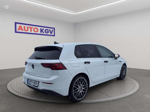 Balts Volkswagen Golf 2020 Kauņa, ar dzinēja tilpumu 2.00 L un nobraukumu 97 tūkst. km par 18499 €, foto 5 vietnē AUTOMOTO.COM.LV