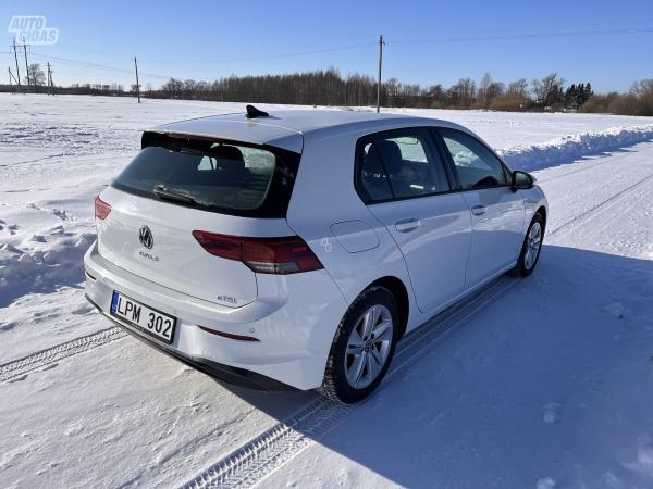 White Volkswagen Golf 2020 in Panevezys, with an engine capacity of 1.00 L and mileage of 74 thousand km for 14000 €, photo 5 on AUTOMOTO.COM.LV