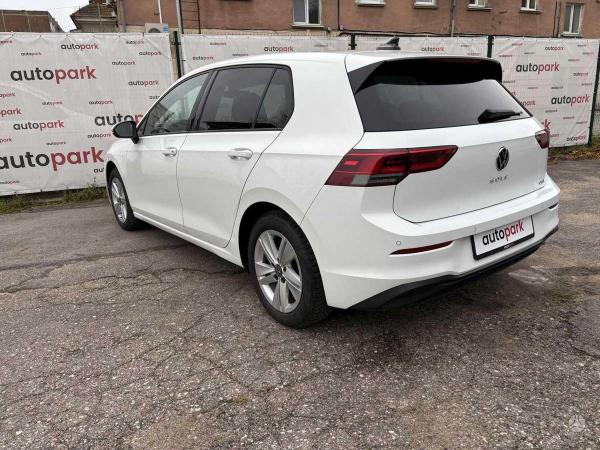 Balts Volkswagen Golf 2020 Klaipėda, ar dzinēja tilpumu 1.00 L un nobraukumu 100 tūkst. km par 15500 €, foto 3 vietnē AUTOMOTO.COM.LV