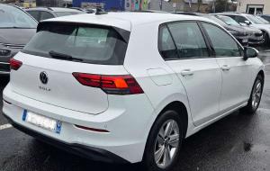 White Volkswagen Golf 2020 in Taurage, with an engine capacity of 1.97 L and mileage of 229 thousand km for 8200 €, photo  on AUTOMOTO.COM.LV