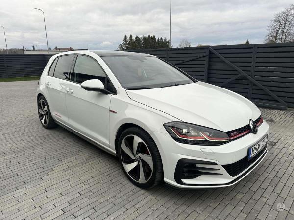 Balts Volkswagen Golf 2020 Šakiai, ar dzinēja tilpumu 2.00 L un nobraukumu 48 tūkst. km par 17800 €, foto 5 vietnē AUTOMOTO.COM.LV