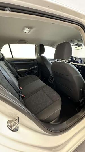 Balts Volkswagen Golf 2020 Panevēža, ar dzinēja tilpumu 1.50 L un nobraukumu 162 tūkst. km par 16500 €, foto 17 vietnē AUTOMOTO.COM.LV