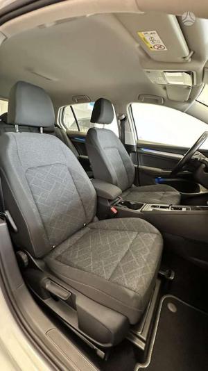 Balts Volkswagen Golf 2020 Panevēža, ar dzinēja tilpumu 1.50 L un nobraukumu 162 tūkst. km par 16500 €, foto 18 vietnē AUTOMOTO.COM.LV