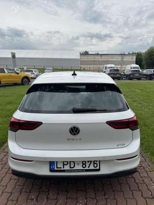 White Volkswagen Golf 2020 in Panevezys, with an engine capacity of 1.50 L and mileage of 163 thousand km for 16500 €, photo 7 on AUTOMOTO.COM.LV