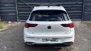 White Volkswagen Golf 2020 in Jonava, with an engine capacity of 1.50 L and mileage of 146 thousand km for 11800 €, photo 11 on AUTOMOTO.COM.LV