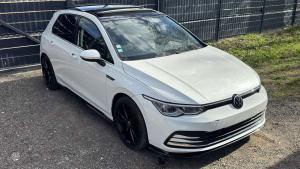 White Volkswagen Golf 2020 in Jonava, with an engine capacity of 1.50 L and mileage of 146 thousand km for 11800 €, photo 16 on AUTOMOTO.COM.LV