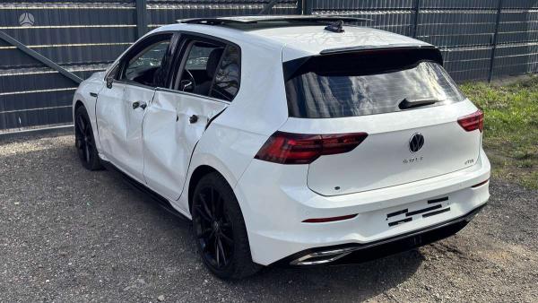 Balts Volkswagen Golf 2020 Jonava, ar dzinēja tilpumu 1.50 L un nobraukumu 146 tūkst. km par 11400 €, foto 7 vietnē AUTOMOTO.COM.LV