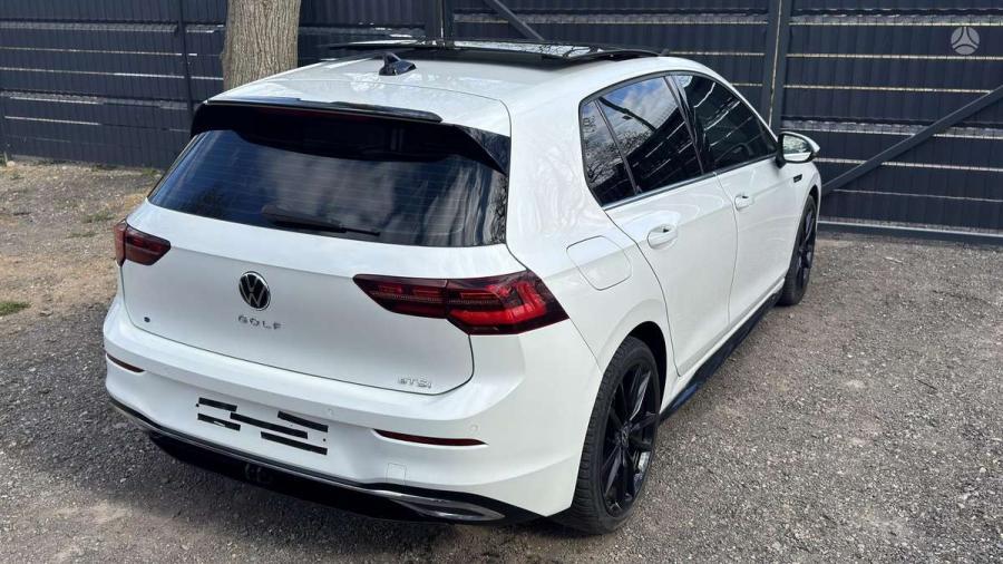 Balts Volkswagen Golf 2020 Jonava, ar dzinēja tilpumu 1.50 L un nobraukumu 146 tūkst. km par 11400 €, foto 14 vietnē AUTOMOTO.COM.LV