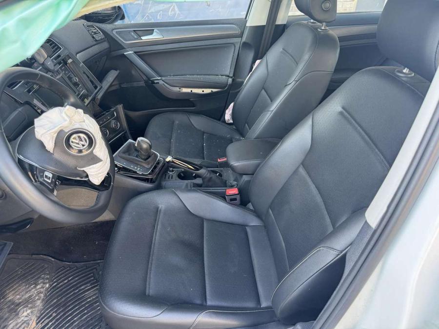 Balts Volkswagen Golf 2020 Kauņa, ar dzinēja tilpumu 1.50 L un nobraukumu 67 tūkst. km par 3500 €, foto 9 vietnē AUTOMOTO.COM.LV