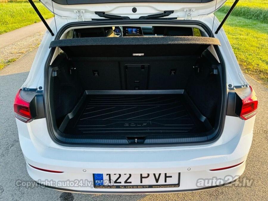 White Volkswagen Golf 2020 in Tallinn, with an engine capacity of 2.00 L and mileage of 71 thousand km for 21000 €, photo 10 on AUTOMOTO.COM.LV
