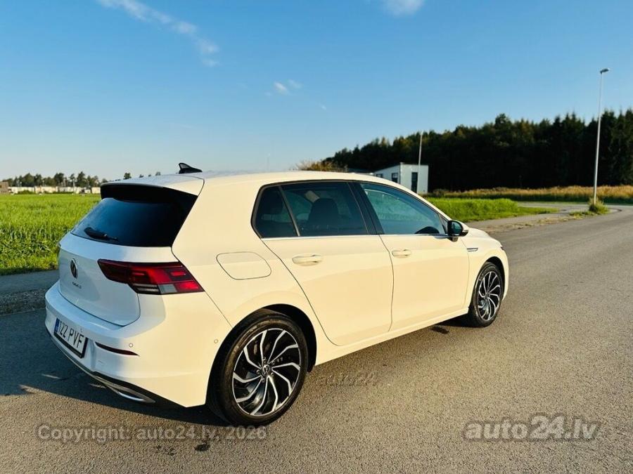 Balts Volkswagen Golf 2020 Tallina, ar dzinēja tilpumu 2.00 L un nobraukumu 71 tūkst. km par 21000 €, foto 7 vietnē AUTOMOTO.COM.LV