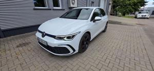 White Volkswagen Golf 2020 in Telschi, with an engine capacity of 1.40 L and mileage of 64 thousand km for 17200 €, photo  on AUTOMOTO.COM.LV