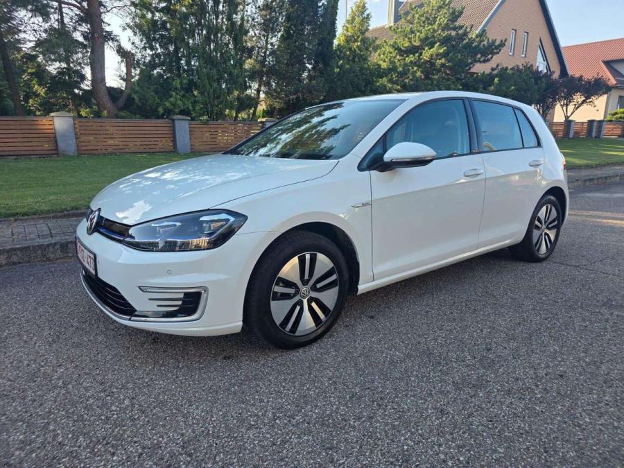 Balts Volkswagen Golf 2020 Marijampole, ar dzinēja tilpumu 0.00 L un nobraukumu 60 tūkst. km par 11950 €, foto 1 vietnē AUTOMOTO.COM.LV
