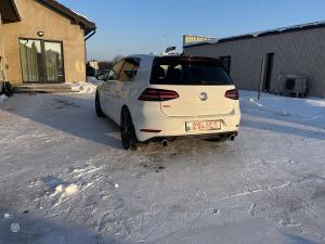 Balts Volkswagen Golf 2021 Tauragė, ar dzinēja tilpumu 1.98 L un nobraukumu 125 tūkst. km par 15000 €, foto 3 vietnē AUTOMOTO.COM.LV