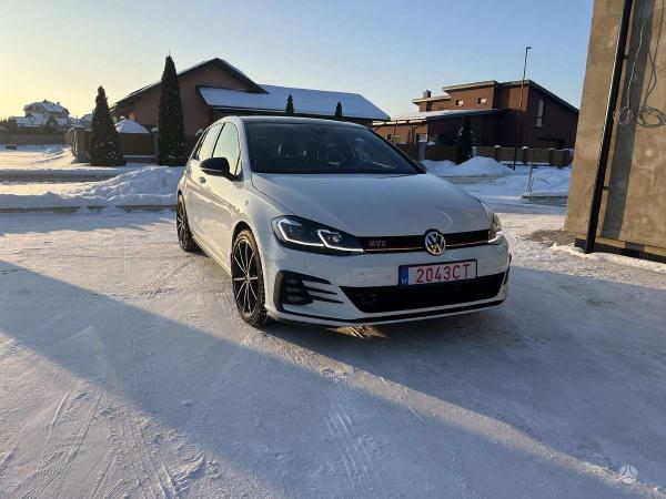 White Volkswagen Golf 2021 in Taurage, with an engine capacity of 1.98 L and mileage of 125 thousand km for 15000 €, photo 7 on AUTOMOTO.COM.LV