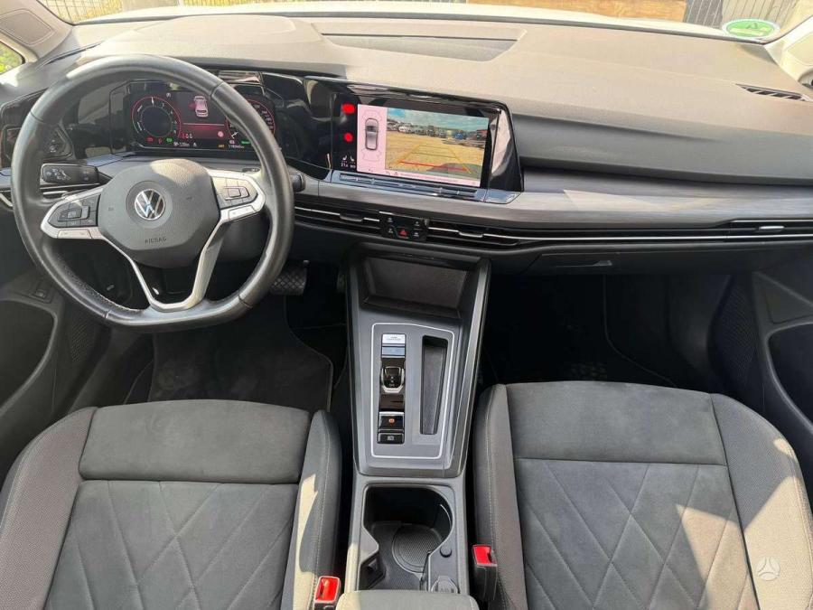 Balts Volkswagen Golf 2021 Viļņa, ar dzinēja tilpumu 1.40 L un nobraukumu 118 tūkst. km par 16900 €, foto 14 vietnē AUTOMOTO.COM.LV
