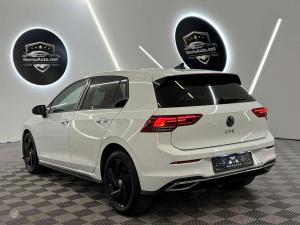 White Volkswagen Golf 2021 in Marijampole, with an engine capacity of 1.40 L and mileage of 49 thousand km for 18450 €, photo 33 on AUTOMOTO.COM.LV