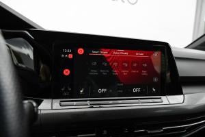 Balts Volkswagen Golf 2022 Rīga, ar dzinēja tilpumu 1.40 L un nobraukumu 95 tūkst. km par 20950 €, foto 26 vietnē AUTOMOTO.COM.LV