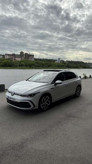 Белый Фольксваген Гольф 2022 в Каунас, объемом двигателя 1.97 л и пробегом 125 тыс. км за 22599 €, фото  на AUTOMOTO.COM.LV