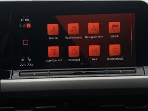 Balts Volkswagen Golf 2023 Pērnava, ar dzinēja tilpumu 1.50 L un nobraukumu 120 tūkst. km par 18900 €, foto 11 vietnē AUTOMOTO.COM.LV