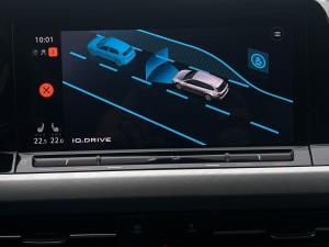 Balts Volkswagen Golf 2023 Pērnava, ar dzinēja tilpumu 1.50 L un nobraukumu 120 tūkst. km par 18900 €, foto 12 vietnē AUTOMOTO.COM.LV