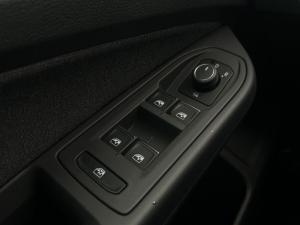 Balts Volkswagen Golf 2023 Pērnava, ar dzinēja tilpumu 1.50 L un nobraukumu 120 tūkst. km par 18900 €, foto 18 vietnē AUTOMOTO.COM.LV