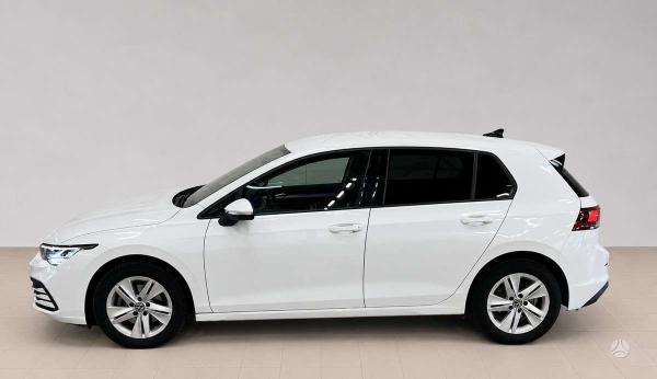 Balts Volkswagen Golf 2023 Kauņa, ar dzinēja tilpumu 1.00 L un nobraukumu 101 tūkst. km par 15400 €, foto 3 vietnē AUTOMOTO.COM.LV
