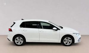 White Volkswagen Golf 2023 in Kaunas, with an engine capacity of 1.00 L and mileage of 101 thousand km for 15400 €, photo 4 on AUTOMOTO.COM.LV