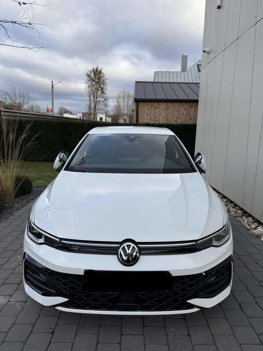 Balts Volkswagen Golf 2024 Kauņa, ar dzinēja tilpumu 1.50 L un nobraukumu 6 tūkst. km par 29500 €, foto 11 vietnē AUTOMOTO.COM.LV