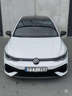Balts Volkswagen Golf 2024 Plungė, ar dzinēja tilpumu 1.98 L un nobraukumu 6 tūkst. km par 39999 €, foto 8 vietnē AUTOMOTO.COM.LV