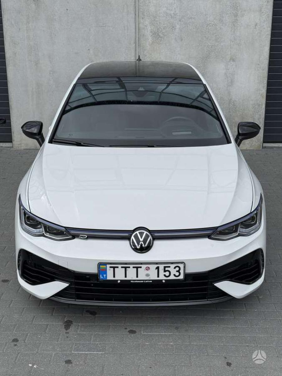 Balts Volkswagen Golf 2024 Plungė, ar dzinēja tilpumu 1.98 L un nobraukumu 6 tūkst. km par 39999 €, foto 8 vietnē AUTOMOTO.COM.LV