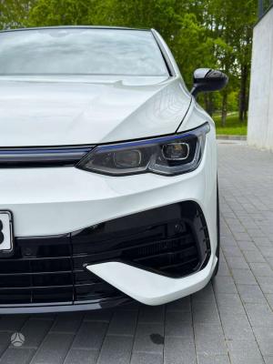Balts Volkswagen Golf 2024 Plungė, ar dzinēja tilpumu 1.98 L un nobraukumu 6 tūkst. km par 39999 €, foto 11 vietnē AUTOMOTO.COM.LV